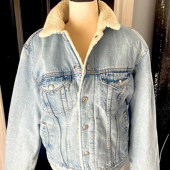 GAP | Jackets & Coats | Nwt Gap Denim And Sherpa Jacket | Poshmark